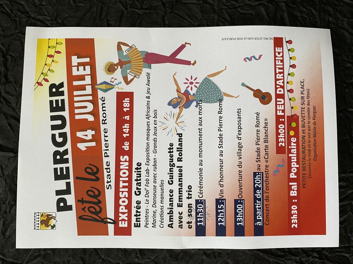 Plerguer fête le 14 juillet sur un air de guinguette - Actualités | Mairie de Plerguer